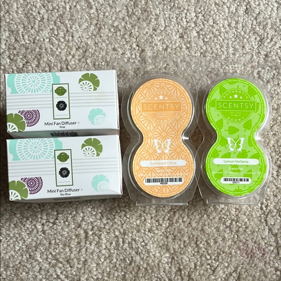 Scentsy | Other | Scentsy Mini Fan Diffusers Pink Blue Wsunkissed ...